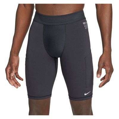 → Spodenki treningowe męskie | INTERSPORT ️ Przeceny do 55%